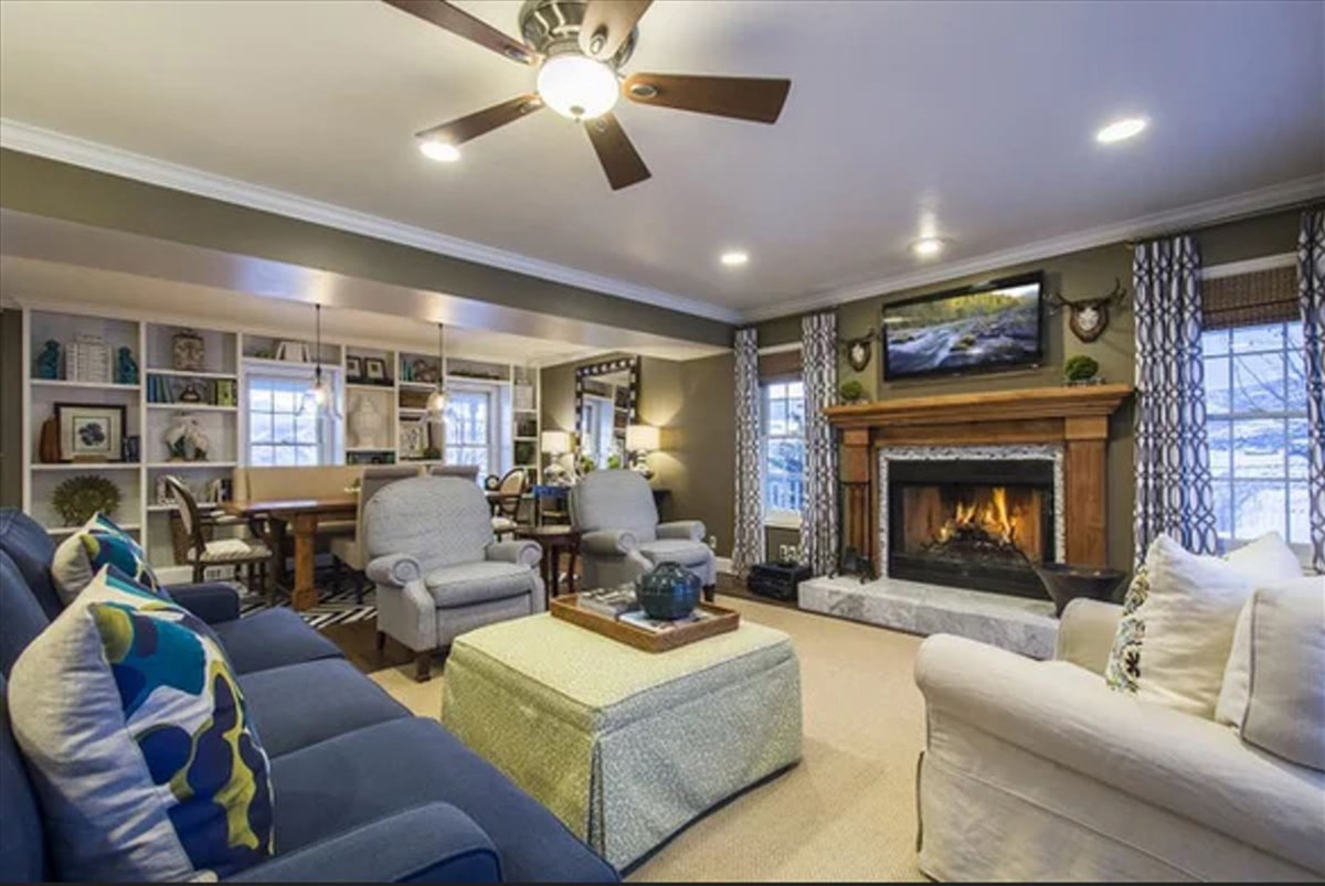 Perry Newman Design: Conception, through construction, to completion